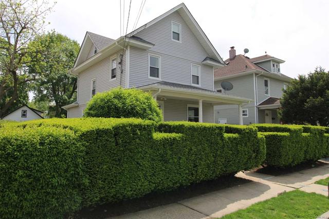 106 Elizabeth Ave, Hempstead, NY 11550 | 20 Photos | MLS #3131540 - Movoto
