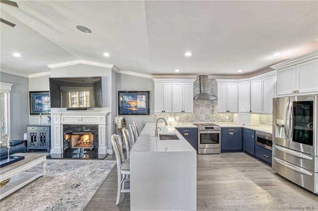 54 Ocean Watch Ct #54, Freeport, NY 11520 | 36 Photos - Movoto