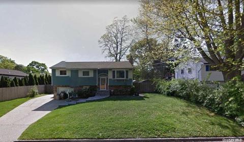 26 Bayberry Rd, Lake Ronkonkoma, NY 11779 - Movoto