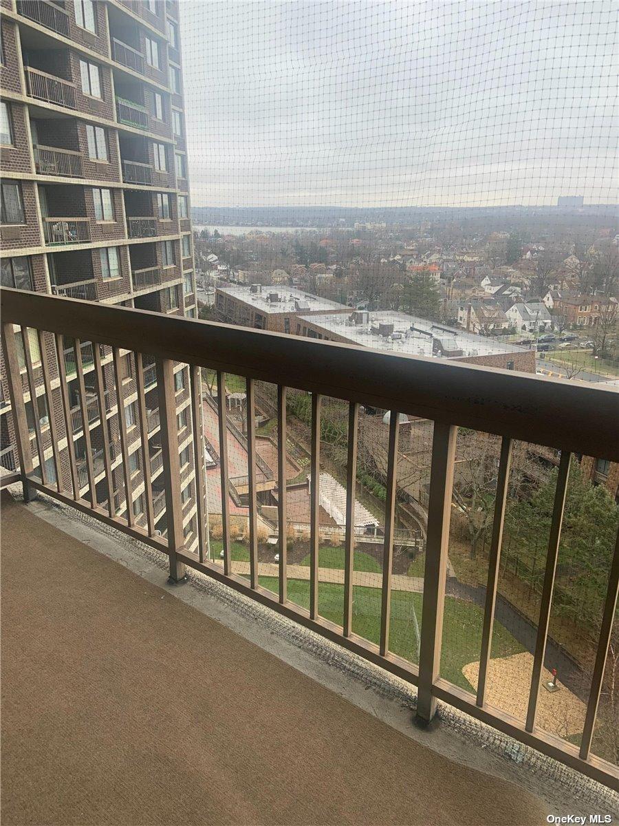 1 Bay Club Dr #14S, Bayside, NY 11360 | 19 Photos | MLS #3324733 - Movoto
