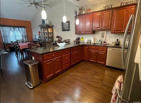 18 Patchogue Condos for Sale - Patchogue NY Townhouses - Movoto