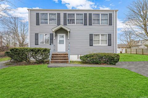 211 Clinton Ave, Patchogue, NY 11772 | 1 photo | MLS #3390027 - Movoto
