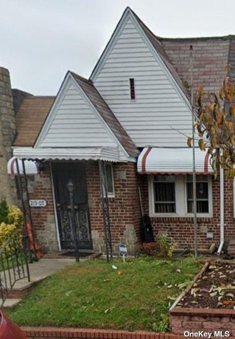 Condo/Townhouse Homes for Sale in Queens Village NY