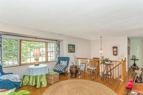 15 High Elms Ln, Glen Cove, NY 11542 | 31 Photos - Movoto
