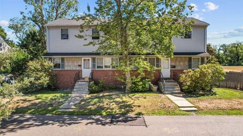 Multi-Family Homes for Sale in Babylon NY