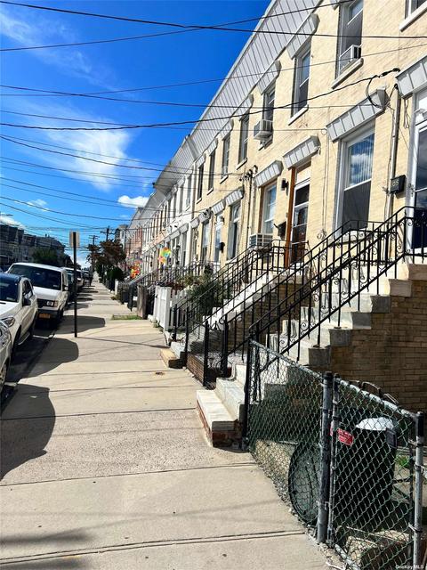 105 Morningside Ave, Yonkers, NY 10703 | 13 Photos | MLS #3436558 - Movoto