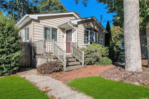 316 Port Ave, Ronkonkoma, NY 11779 | 20 Photos | MLS #3438855 - Movoto