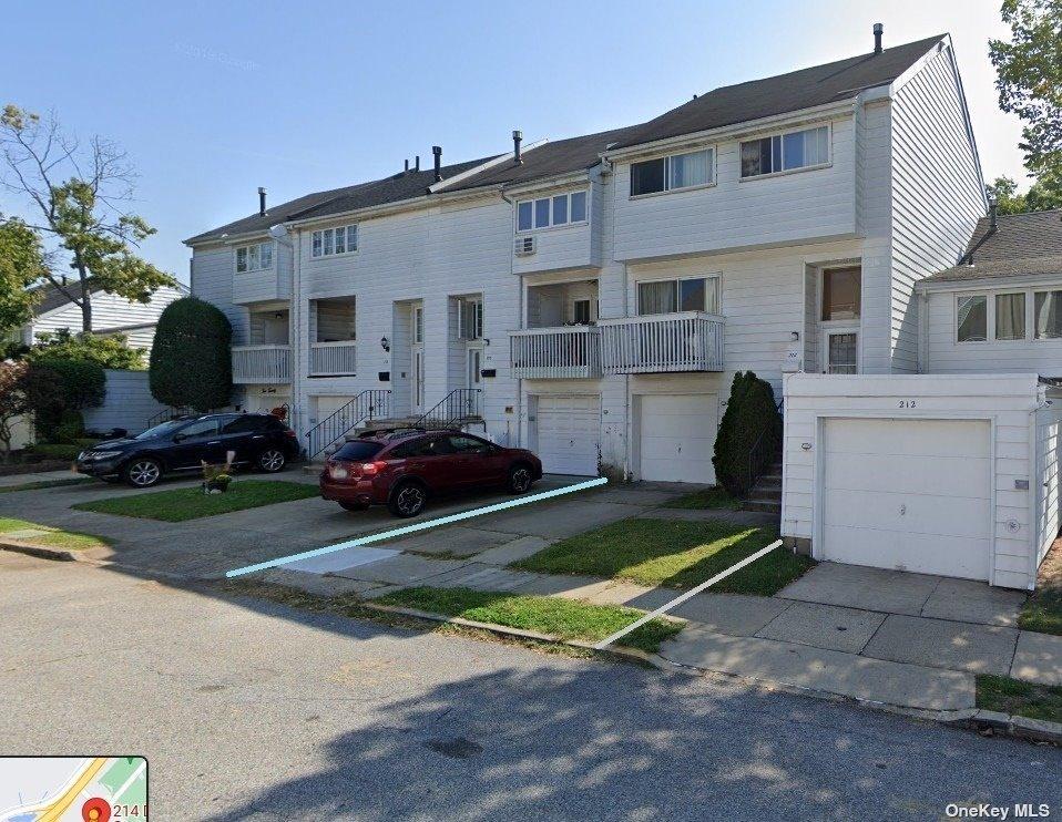 214 Dover Grn Staten Island NY 10312 19 Photos MLS 3441019 Movoto 214 Dover Grn Staten Island NY 10312 19 Photos MLS 3441019 Movoto
