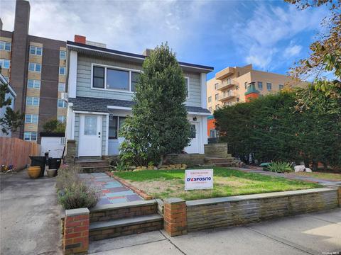 648 W Penn St, Long Beach, NY 11561 | 18 Photos | MLS #3441137 - Movoto