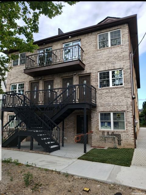 3008 Young Ave, Bronx, NY 10469 | 1 photo | MLS #3441999 - Movoto