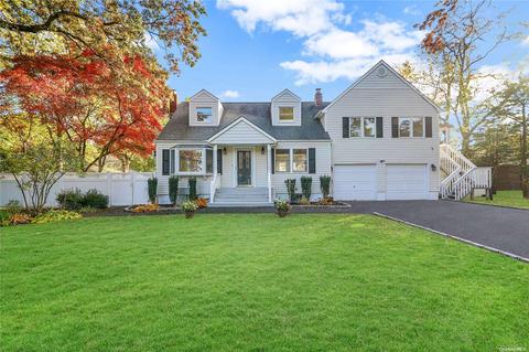 60 Washington Blvd, Commack, NY 11725 | 33 Photos - Movoto