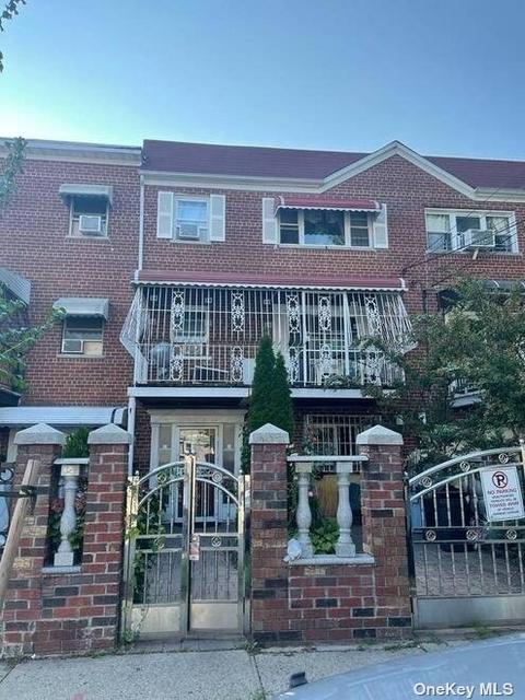 2139 Quimby Ave, Bronx, NY 10473 | 11 Photos | MLS #6231115 - Movoto