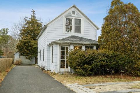 86 Old Country Rd, East Quogue, NY 11942 | 23 Photos - Movoto