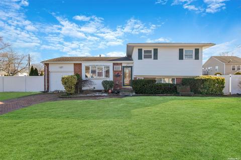 434 Central Ave, Deer Park, NY 11729 | 29 Photos | MLS #3456688 - Movoto