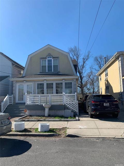 169-60 144th Rd, Jamaica, NY 11434 | 36 Photos | MLS #3469079 - Movoto