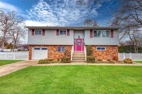105 Moore Ave, Massapequa Park, NY 11762 | 32 Photos - Movoto
