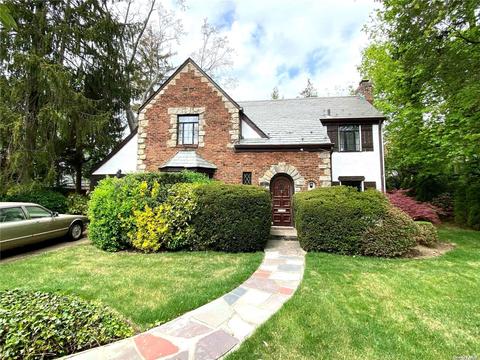 115 Old Mill Rd, Great Neck, NY 11023 | 12 Photos | MLS #3473129 - Movoto