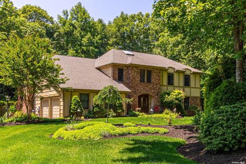 17 Wandering Way, Smithtown, NY 11787 | 33 Photos - Movoto