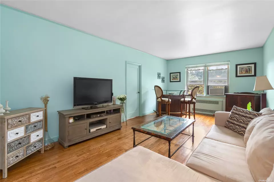 1385 Broadway #A27, Hewlett, NY 11557 | 10 Photos - Movoto