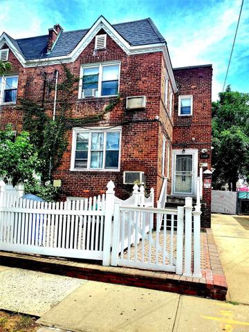 22-63 Nameoke Ave, Far Rockaway, NY 11691 | 5 Photos - Movoto