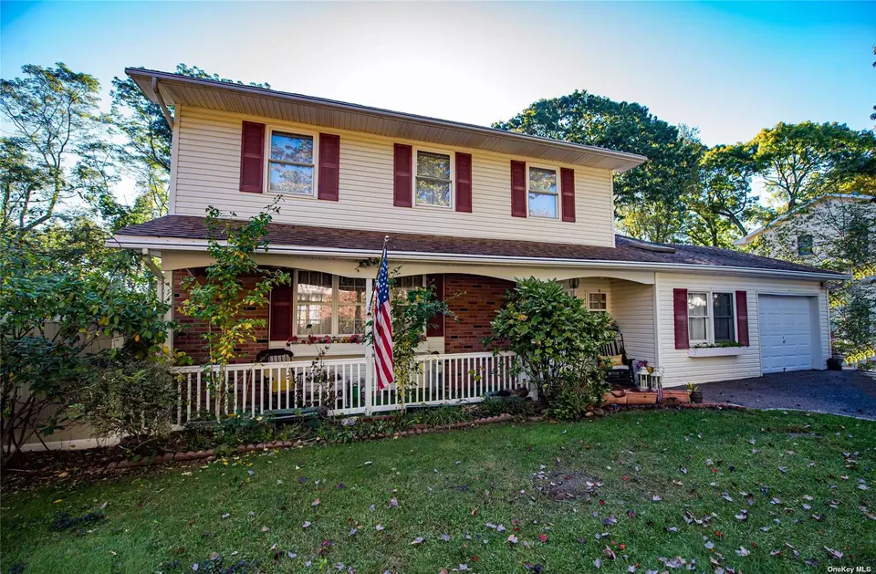 5 Caddy Pl, Rocky Point, NY 11778 - Movoto