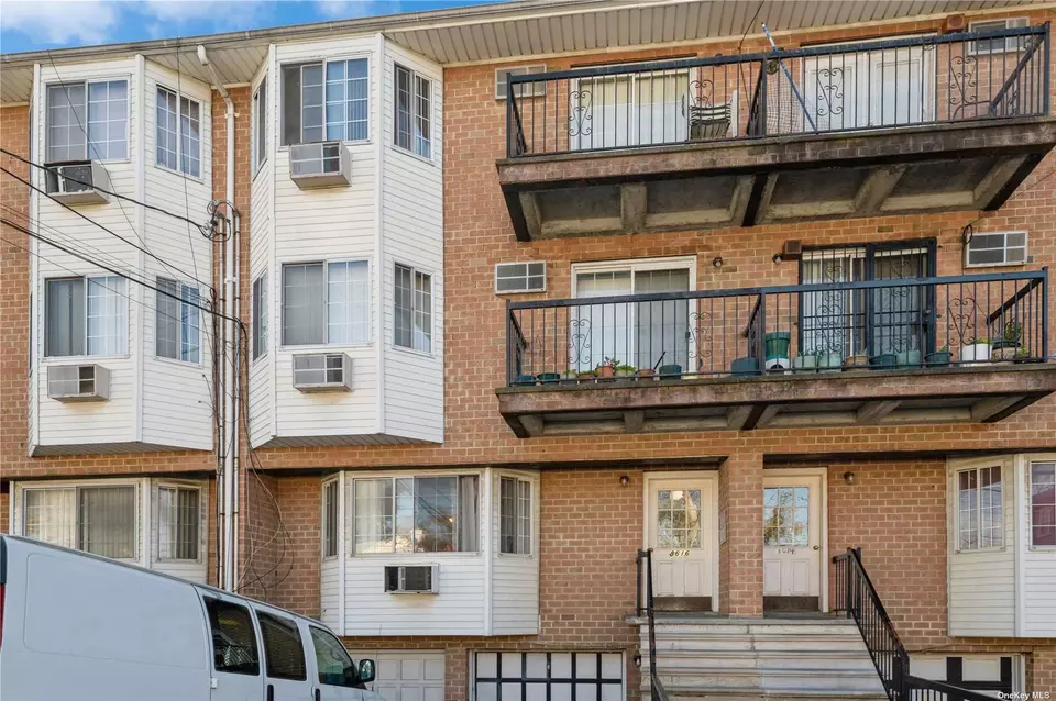 8616 Avenue L #302, Brooklyn, NY 11236 | 14 Photos - Movoto