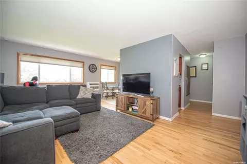 355 Route 111 #30, Smithtown, NY 11787 | 15 Photos - Movoto