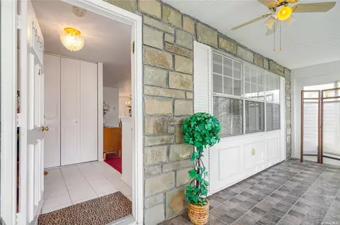 191 Kingston Dr #191, Ridge, NY 11961 | 26 Photos - Movoto