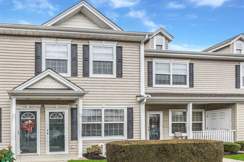 1121 Willow Ln #1121, Valley Stream, NY 11580 | 28 Photos - Movoto
