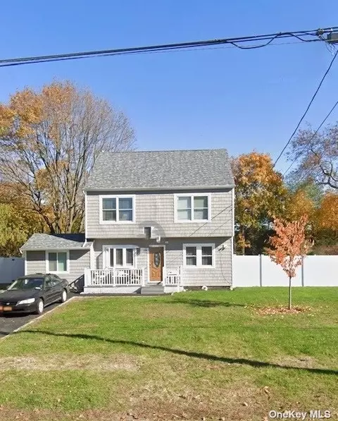 1709 Pine Acres Blvd, Bay Shore, NY 11706 - Movoto