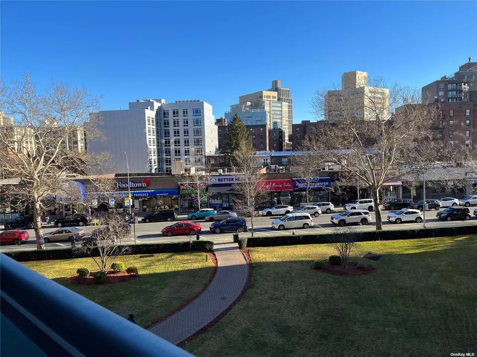 97-37 63rd Rd #4C, Rego Park, NY 11374 | 4 Photos - Movoto
