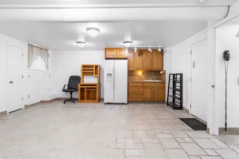 137-20 96th St, Ozone Park, NY 11417 | 22 Photos - Movoto