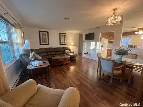 29 Trent Ct #C, Ridge, NY 11961 | 13 Photos - Movoto