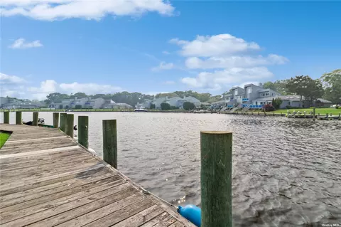 Patchogue, NY Condos & Townhouses For Sale - Movoto