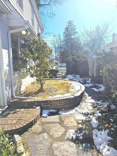 151 New York Ave, Freeport, NY 11520 | 25 Photos - Movoto