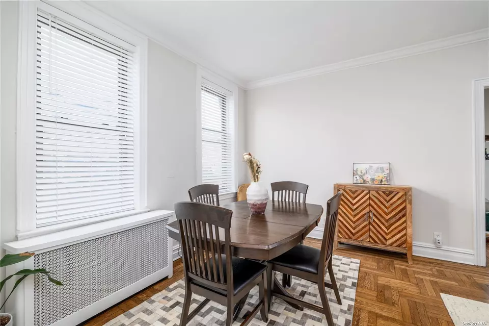 12 Hempstead Ave #1B, Rockville Centre, NY 11570 | 14 Photos - Movoto