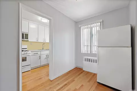 224-18 Hillside Ave #2ND, Queens Village, NY 11427 | 10 Photos - Movoto