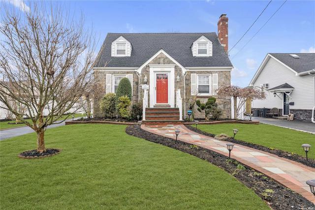 199 Claxton Ave, Bellmore, NY 11710 - Movoto