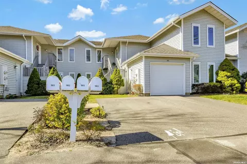 904 Fenway Rd #904, Saint James, NY 11780 | 26 Photos - Movoto