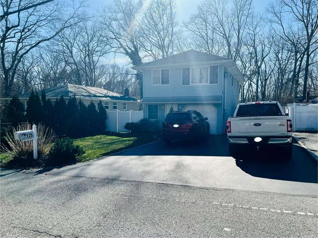 126 Panamoka Trl, Ridge, NY 11961 | 1 photo - Movoto