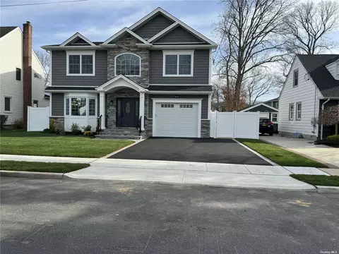 11 Anding Ave, Merrick, NY 11566 - Movoto