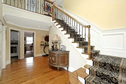 161 Country Club Dr #-, Commack, NY 11725 | 35 Photos - Movoto