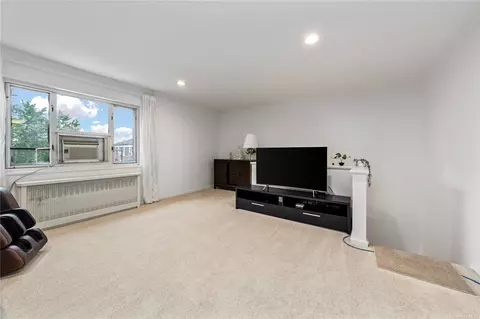 224-19 Hillside Ave #2-12, Queens Village, NY 11427 | 15 Photos - Movoto