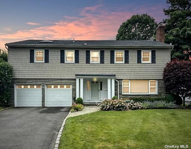 2 Cash Ln, Rockville Centre, NY 11570 | 1 photo - Movoto