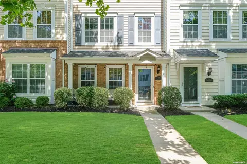 Patchogue, NY Condos & Townhouses For Sale - Movoto