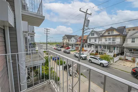 134 Beach 92nd St #2B, Far Rockaway, NY 11693 | 11 Photos - Movoto