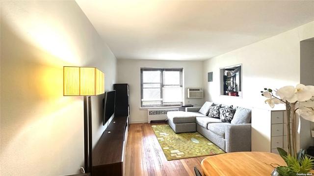 1 Terrace Cir #1F, Great Neck, NY 11021 | 13 Photos - Movoto