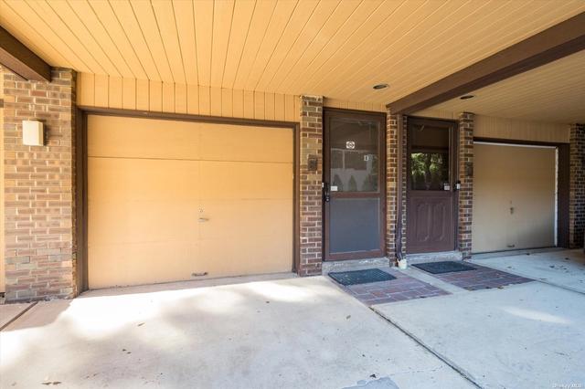 27 Bond St #D, Great Neck, NY 11021 | 17 Photos - Movoto