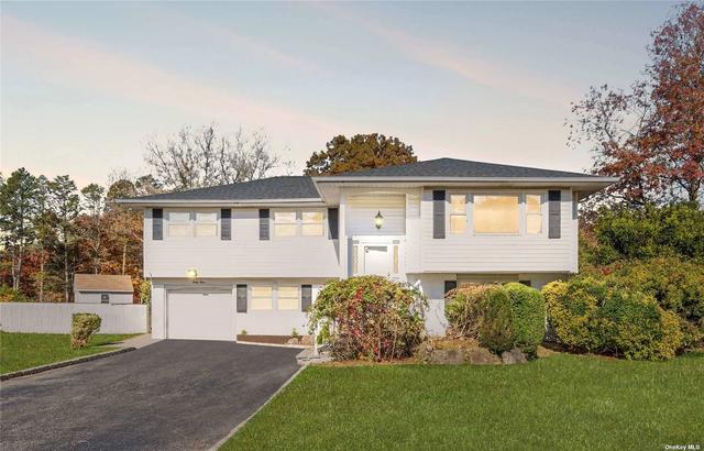 73 Commack Homes For Sale & Commack, NY Real Estate - Movoto