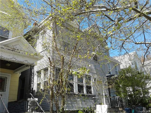 7 Crescent Pl, Yonkers, NY 10704 | 23 Photos | MLS #6036621 - Movoto